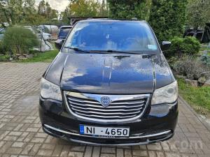 Melns Lancia Voyager 2012 Rīga, ar dzinēja tilpumu 2.80 L un nobraukumu 0 tūkst. km par 9900 €, foto 12 vietnē AUTOMOTO.COM.LV