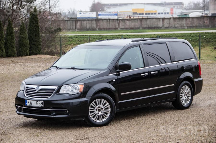 Melns Lancia Voyager 2012 Tukums, ar dzinēja tilpumu 2.80 L un nobraukumu 326 tūkst. km par 7590 €, foto 6 vietnē AUTOMOTO.COM.LV