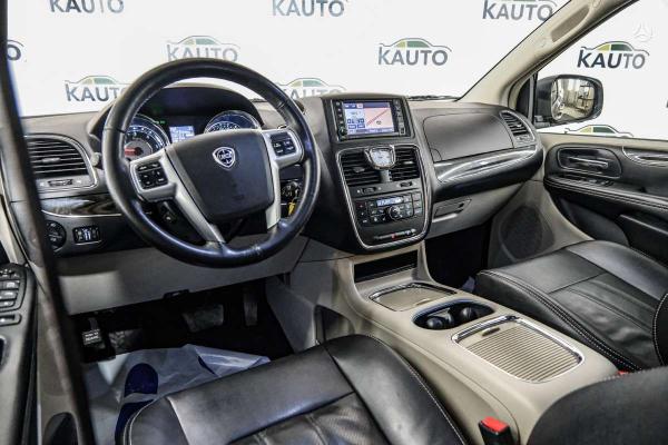 Melns Lancia Voyager 2012 Kauņa, ar dzinēja tilpumu 2.80 L un nobraukumu 224 tūkst. km par 7490 €, foto 7 vietnē AUTOMOTO.COM.LV