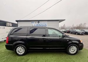 Melns Lancia Voyager 2012 Panevēža, ar dzinēja tilpumu 2.78 L un nobraukumu 143 tūkst. km par 7500 €, foto 5 vietnē AUTOMOTO.COM.LV
