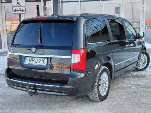 Melns Lancia Voyager 2012 Viļņa, ar dzinēja tilpumu 2.80 L un nobraukumu 229 tūkst. km par 5600 €, foto 5 vietnē AUTOMOTO.COM.LV