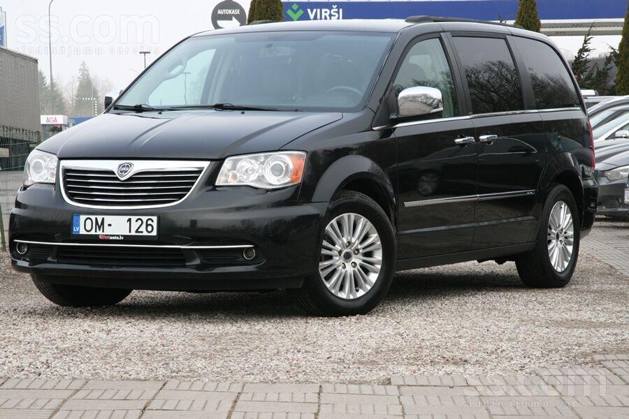 Black Lancia Voyager 2012 in Tukums, with an engine capacity of 2.80 L and mileage of 0 thousand km for 8950 €, photo 3 on AUTOMOTO.COM.LV