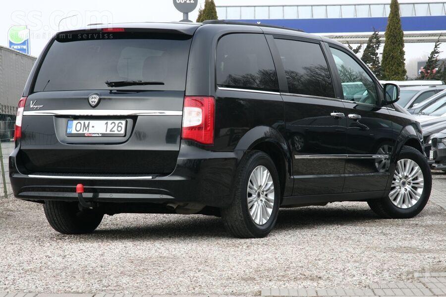 Black Lancia Voyager 2012 in Tukums, with an engine capacity of 2.80 L and mileage of 0 thousand km for 8950 €, photo 4 on AUTOMOTO.COM.LV