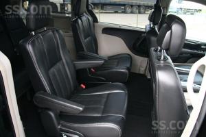 Black Lancia Voyager 2012 in Tukums, with an engine capacity of 2.80 L and mileage of 0 thousand km for 8950 €, photo 7 on AUTOMOTO.COM.LV