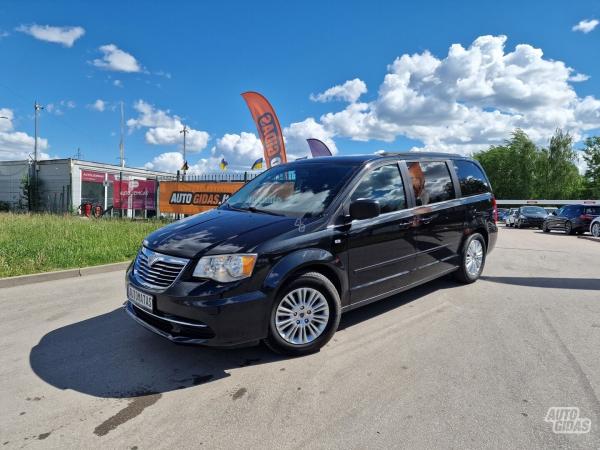 Melns Lancia Voyager 2012 Kauņa, ar dzinēja tilpumu 2.80 L un nobraukumu 143 tūkst. km par 7500 €, foto 1 vietnē AUTOMOTO.COM.LV