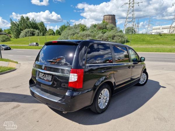 Melns Lancia Voyager 2012 Kauņa, ar dzinēja tilpumu 2.80 L un nobraukumu 143 tūkst. km par 7500 €, foto 7 vietnē AUTOMOTO.COM.LV