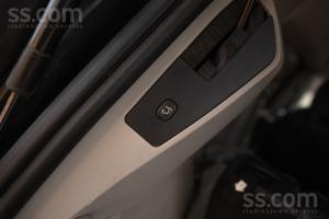 Black Lancia Voyager 2012 in Jelgava, with an engine capacity of 2.80 L and mileage of 256 thousand km for 9100 €, photo 22 on AUTOMOTO.COM.LV
