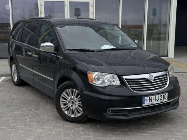 Melns Lancia Voyager 2012 Viļņa, ar dzinēja tilpumu 2.78 L un nobraukumu 229 tūkst. km par 5100 €, foto 1 vietnē AUTOMOTO.COM.LV