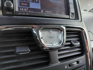 Melns Lancia Voyager 2012 Viļņa, ar dzinēja tilpumu 2.78 L un nobraukumu 229 tūkst. km par 5100 €, foto 15 vietnē AUTOMOTO.COM.LV