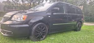 Melns Lancia Voyager 2012 Rīga, ar dzinēja tilpumu 2.80 L un nobraukumu 433 tūkst. km par 5900 €, foto 3 vietnē AUTOMOTO.COM.LV
