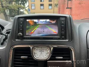 Melns Lancia Voyager 2012 Rīga, ar dzinēja tilpumu 2.80 L un nobraukumu 356 tūkst. km par 6500 €, foto 14 vietnē AUTOMOTO.COM.LV