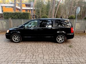 Melns Lancia Voyager 2013 Jūrmala, ar dzinēja tilpumu 2.80 L un nobraukumu 317 tūkst. km par 7250 €, foto 3 vietnē AUTOMOTO.COM.LV