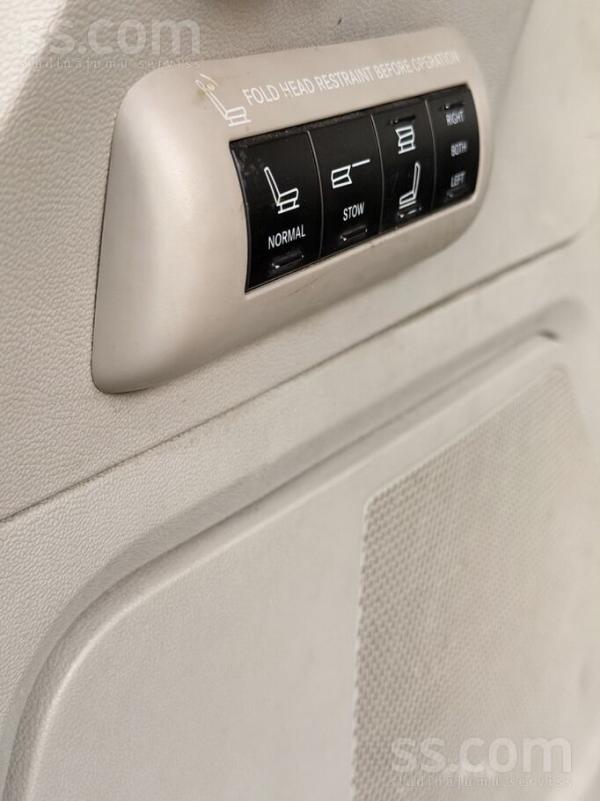 Черный Лянча Voyager 2013 в Юрмала, объемом двигателя 2.80 л и пробегом 317 тыс. км за 7250 €, фото 10 на AUTOMOTO.COM.LV