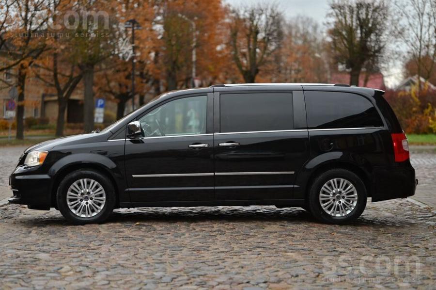 Melns Lancia Voyager 2013 Rīga, ar dzinēja tilpumu 2.80 L un nobraukumu 241 tūkst. km par 9500 €, foto 5 vietnē AUTOMOTO.COM.LV