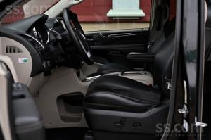 Melns Lancia Voyager 2013 Rīga, ar dzinēja tilpumu 2.80 L un nobraukumu 241 tūkst. km par 9500 €, foto 11 vietnē AUTOMOTO.COM.LV