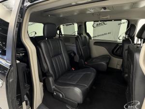 Черный Лянча Voyager 2013 в Авиженяй, объемом двигателя 2.80 л и пробегом 196 тыс. км за 5800 €, фото 12 на AUTOMOTO.COM.LV