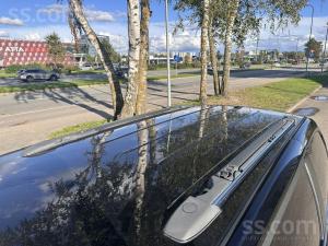 Black Lancia Voyager 2013 in Riga, with an engine capacity of 2.80 L and mileage of 324 thousand km for 5999 €, photo 19 on AUTOMOTO.COM.LV