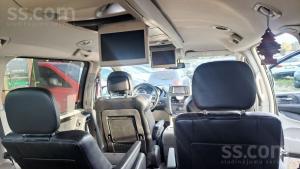 Melns Lancia Voyager 2013 Rīga, ar dzinēja tilpumu 2.80 L un nobraukumu 325 tūkst. km par 6490 €, foto 15 vietnē AUTOMOTO.COM.LV