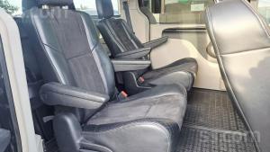 Melns Lancia Voyager 2013 Rīga, ar dzinēja tilpumu 2.80 L un nobraukumu 325 tūkst. km par 6490 €, foto 17 vietnē AUTOMOTO.COM.LV