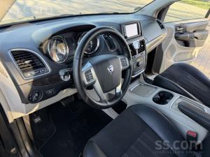 Melns Lancia Voyager 2014 Rīga, ar dzinēja tilpumu 2.80 L un nobraukumu 0 tūkst. km par 8750 €, foto 14 vietnē AUTOMOTO.COM.LV