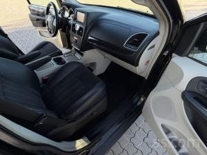 Melns Lancia Voyager 2014 Rīga, ar dzinēja tilpumu 2.80 L un nobraukumu 0 tūkst. km par 8750 €, foto 17 vietnē AUTOMOTO.COM.LV