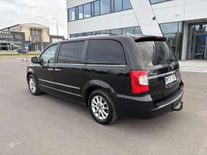 Melns Lancia Voyager 2014 Šauļi, ar dzinēja tilpumu 2.78 L un nobraukumu 169 tūkst. km par 8500 €, foto 5 vietnē AUTOMOTO.COM.LV