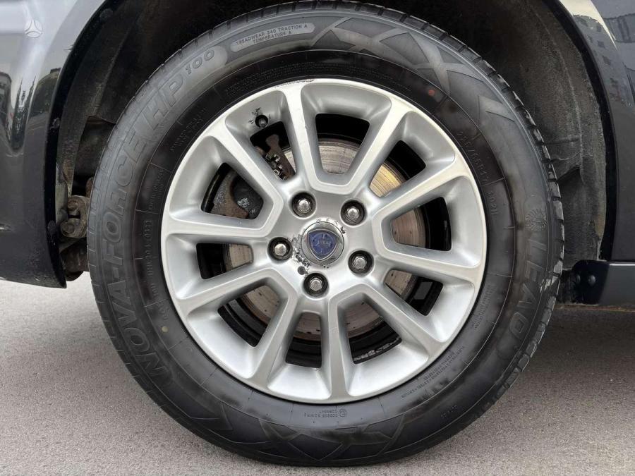 Melns Lancia Voyager 2014 Šauļi, ar dzinēja tilpumu 2.78 L un nobraukumu 169 tūkst. km par 8500 €, foto 11 vietnē AUTOMOTO.COM.LV