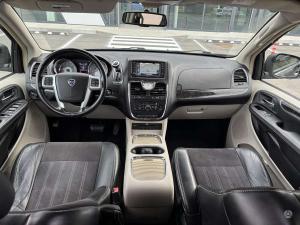 Melns Lancia Voyager 2014 Šauļi, ar dzinēja tilpumu 2.78 L un nobraukumu 169 tūkst. km par 8500 €, foto 19 vietnē AUTOMOTO.COM.LV