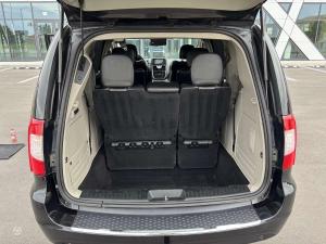 Melns Lancia Voyager 2014 Šauļi, ar dzinēja tilpumu 2.78 L un nobraukumu 169 tūkst. km par 8500 €, foto 34 vietnē AUTOMOTO.COM.LV