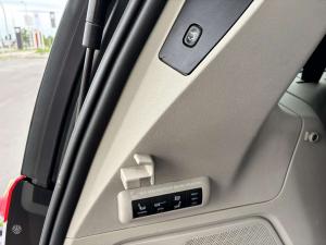 Melns Lancia Voyager 2014 Šauļi, ar dzinēja tilpumu 2.78 L un nobraukumu 169 tūkst. km par 8500 €, foto 35 vietnē AUTOMOTO.COM.LV