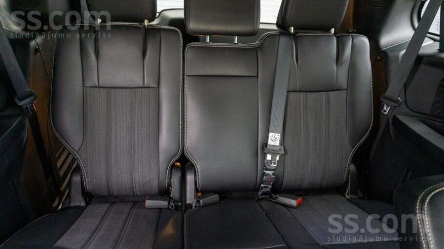 Melns Lancia Voyager 2015 Rīga, ar dzinēja tilpumu 2.80 L un nobraukumu 210 tūkst. km par 10190 €, foto 30 vietnē AUTOMOTO.COM.LV