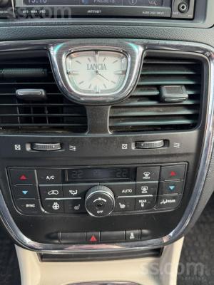 Black Lancia Voyager 2015 in Ventspils, with an engine capacity of 2.80 L and mileage of 290 thousand km for 9500 €, photo 16 on AUTOMOTO.COM.LV