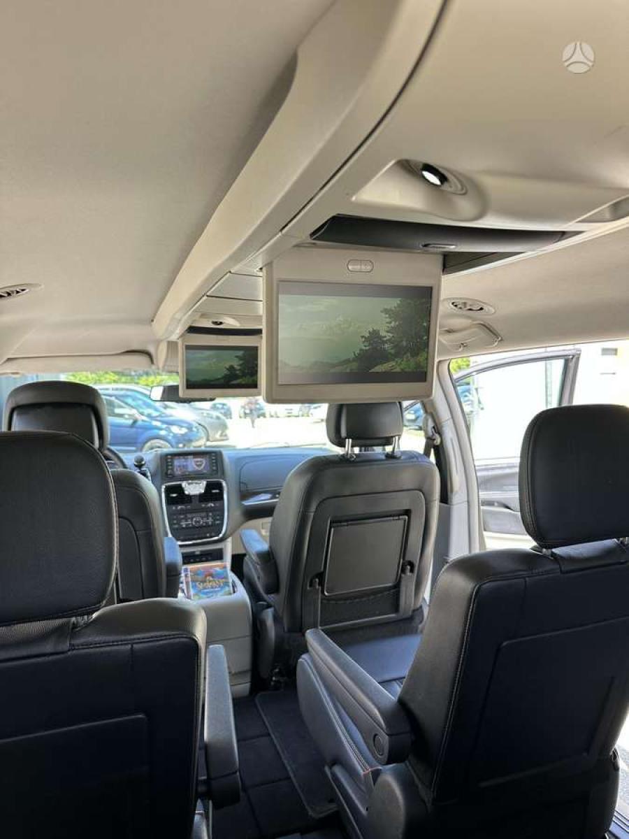 Черный Лянча Voyager 2015 в Шяуляй, объемом двигателя 2.80 л и пробегом 192 тыс. км за 8750 €, фото 37 на AUTOMOTO.COM.LV