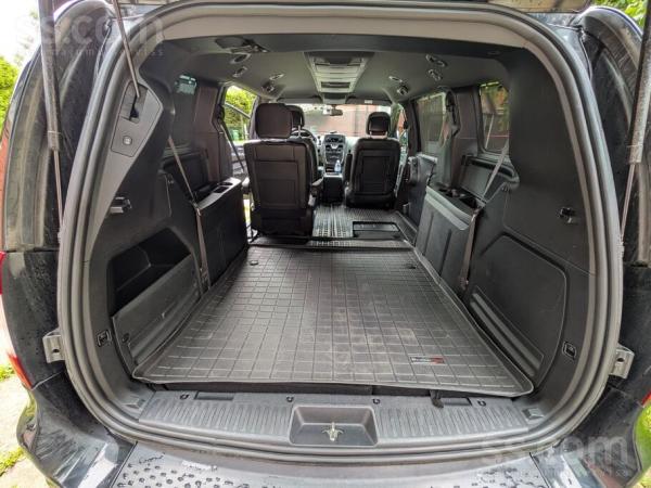 Melns Lancia Voyager 2015 Rīga, ar dzinēja tilpumu 2.80 L un nobraukumu 202 tūkst. km par 13900 €, foto 10 vietnē AUTOMOTO.COM.LV