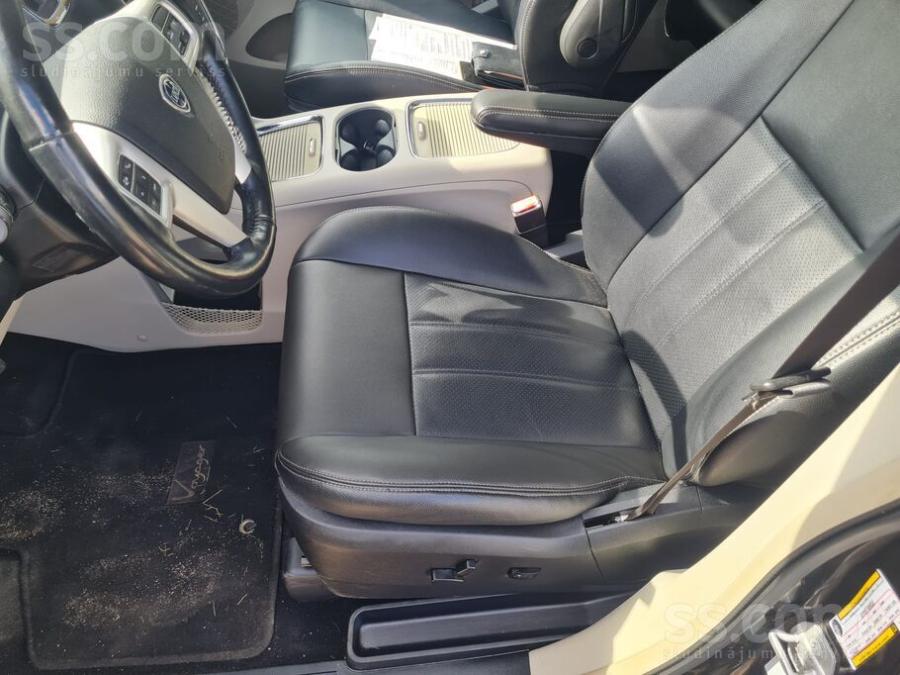 Melns Lancia Voyager 2015 Jelgava, ar dzinēja tilpumu 2.80 L un nobraukumu 0 tūkst. km par 10490 €, foto 14 vietnē AUTOMOTO.COM.LV