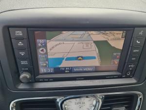 Black Lancia Voyager 2015 in Jelgava, with an engine capacity of 2.80 L and mileage of 192 thousand km for 10490 €, photo 22 on AUTOMOTO.COM.LV