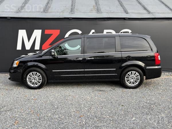 Melns Lancia Voyager 2015 Rīga, ar dzinēja tilpumu 2.80 L un nobraukumu 231 tūkst. km par 10590 €, foto 6 vietnē AUTOMOTO.COM.LV