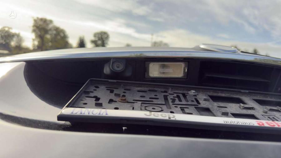 Melns Lancia Voyager 2015 Panevēža, ar dzinēja tilpumu 2.80 L un nobraukumu 254 tūkst. km par 4700 €, foto 26 vietnē AUTOMOTO.COM.LV