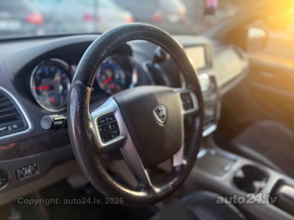 Melns Lancia Voyager 2013 Tallina, ar dzinēja tilpumu 2.80 L un nobraukumu 307 tūkst. km par 4999 €, foto 11 vietnē AUTOMOTO.COM.LV