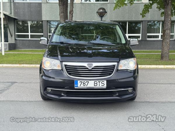 Черный Лянча Voyager 2013 в Таллин, объемом двигателя 2.80 л и пробегом 270 тыс. км за 5500 €, фото 2 на AUTOMOTO.COM.LV