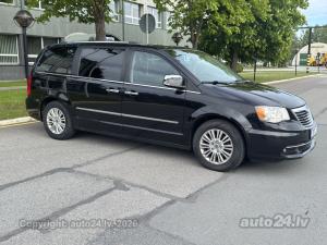 Black Lancia Voyager 2013 in Tallinn, with an engine capacity of 2.80 L and mileage of 270 thousand km for 5500 €, photo 5 on AUTOMOTO.COM.LV