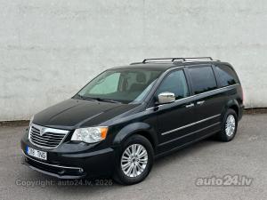 Black Lancia Voyager 2013 in Tallinn, with an engine capacity of 2.80 L and mileage of 285 thousand km for 5900 €, photo  on AUTOMOTO.COM.LV