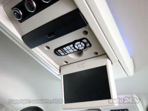 Черный Лянча Voyager 2013 в Таллин, объемом двигателя 2.80 л и пробегом 322 тыс. км за 3799 €, фото 10 на AUTOMOTO.COM.LV