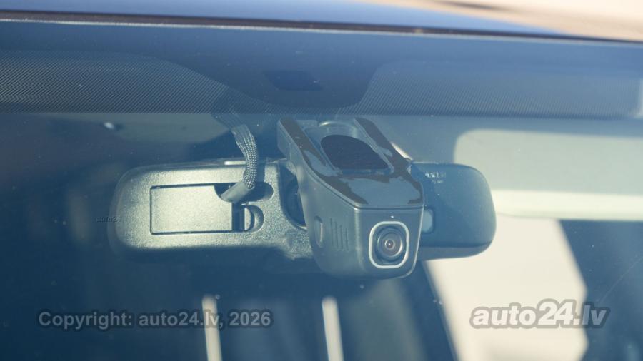 Black Lancia Voyager 2013 in Tallinn, with an engine capacity of 2.80 L and mileage of 233 thousand km for 7500 €, photo 20 on AUTOMOTO.COM.LV