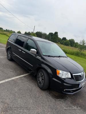 Black Lancia Voyager 2014 in Tapa, with an engine capacity of 2.80 L and mileage of 216 thousand km for 9999 €, photo 3 on AUTOMOTO.COM.LV