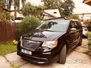 Черный Лянча Voyager 2015 в Тарту, объемом двигателя 2.80 л и пробегом 261 тыс. км за 7900 €, фото 1 на AUTOMOTO.COM.LV