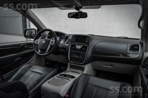 Zils Lancia Voyager 2012 Rīga, ar dzinēja tilpumu 2.80 L un nobraukumu 0 tūkst. km par 9990 €, foto 14 vietnē AUTOMOTO.COM.LV