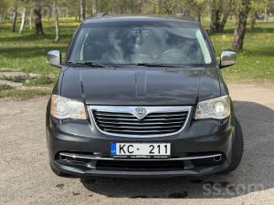 Zils Lancia Voyager 2012 Liepāja, ar dzinēja tilpumu 2.80 L un nobraukumu 304 tūkst. km par 6995 €, foto 3 vietnē AUTOMOTO.COM.LV
