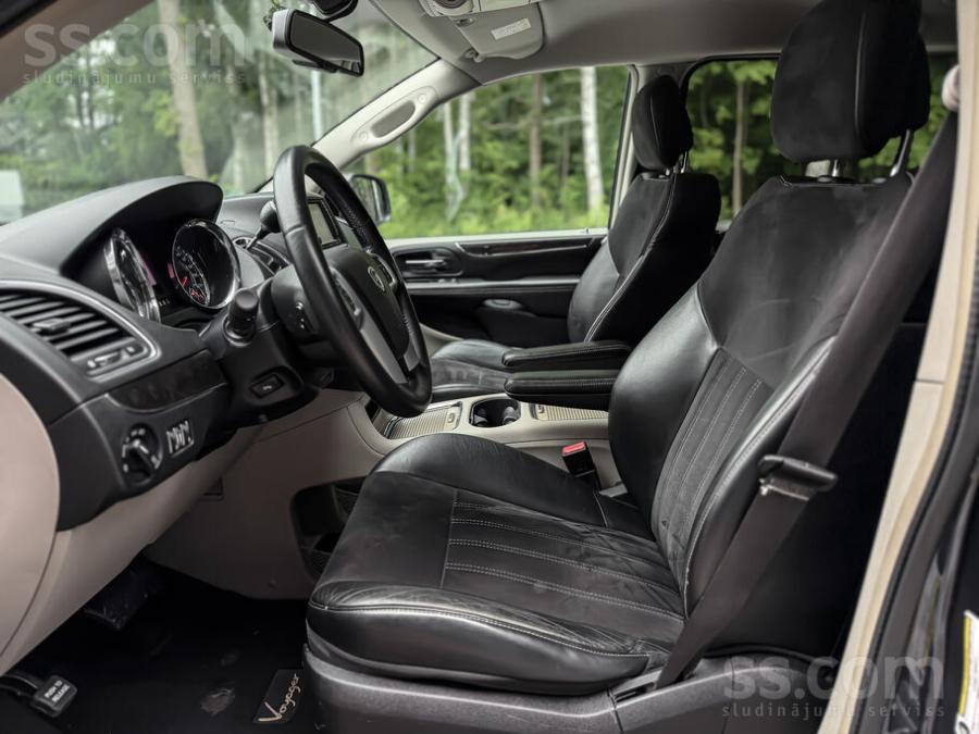 Zils Lancia Voyager 2013 Jelgava, ar dzinēja tilpumu 2.80 L un nobraukumu 247 tūkst. km par 8400 €, foto 11 vietnē AUTOMOTO.COM.LV