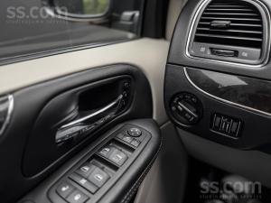 Zils Lancia Voyager 2013 Jelgava, ar dzinēja tilpumu 2.80 L un nobraukumu 247 tūkst. km par 8400 €, foto 17 vietnē AUTOMOTO.COM.LV